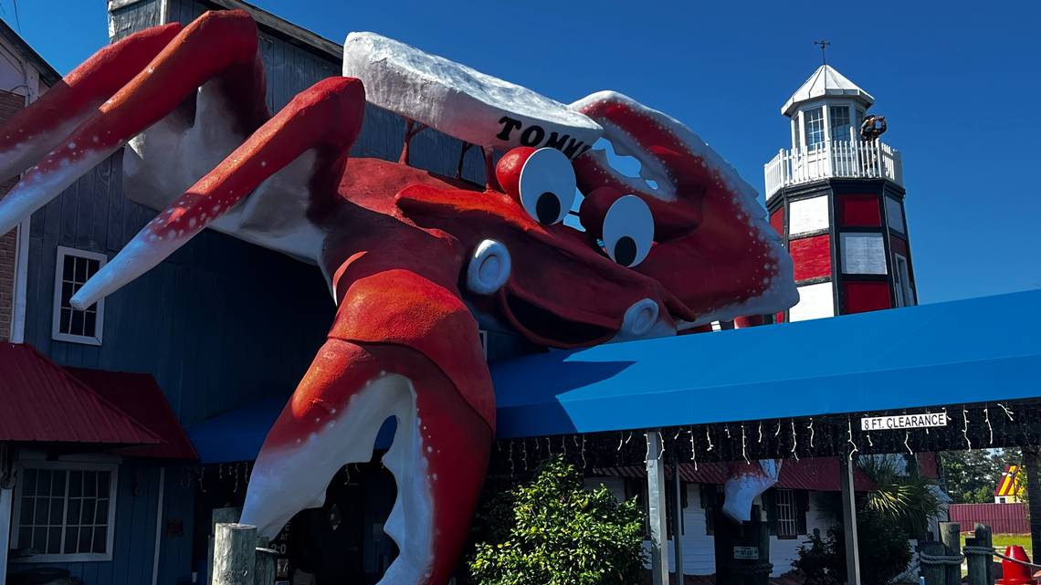 Tommy, the largest crab statue in world, can be found in Myrtle Beach ...